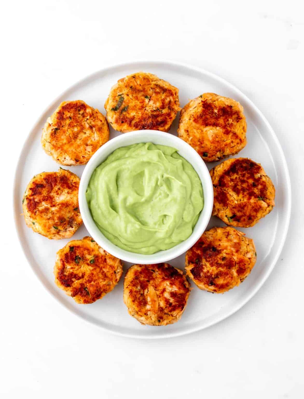 Mini Salmon Cakes {with Leftover Salmon} - Healthy Kids Recipes