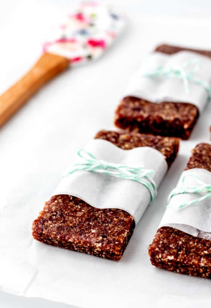 Homemade Healthy Pressed Fruit Bars Recipe {No-Bake} - Healthy Kids Recipes