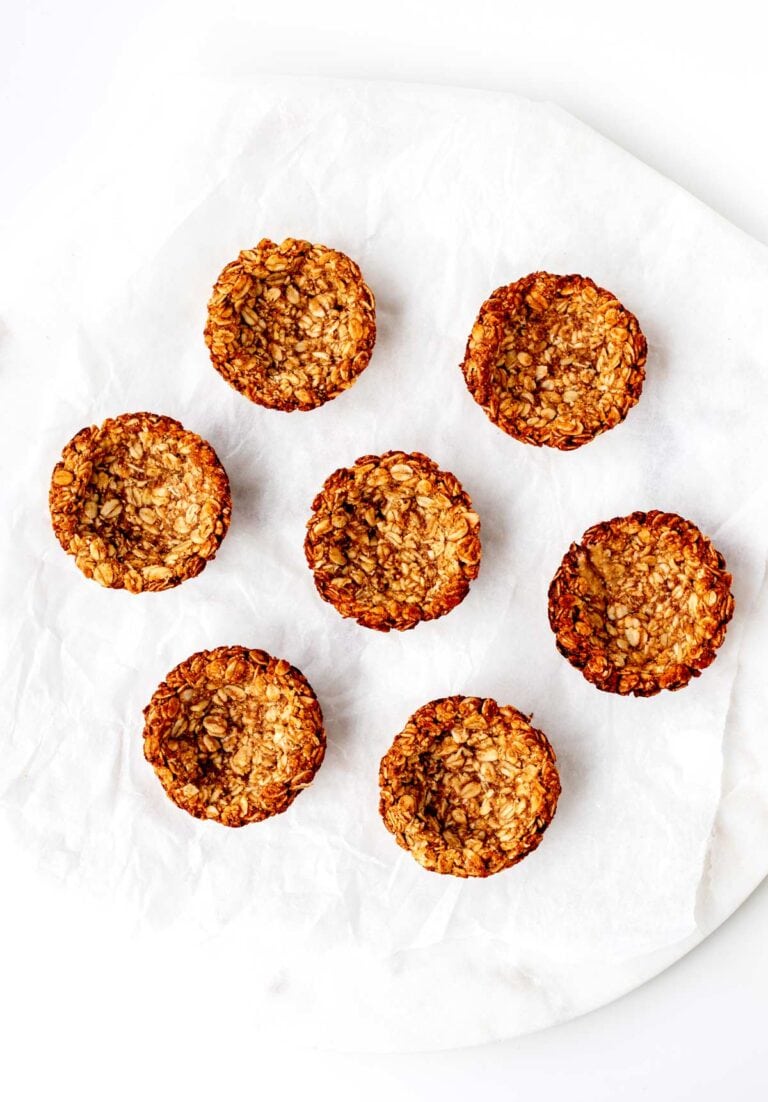 Granola Breakfast Cups with Yogurt and Berries - Healthy Kids Recipes