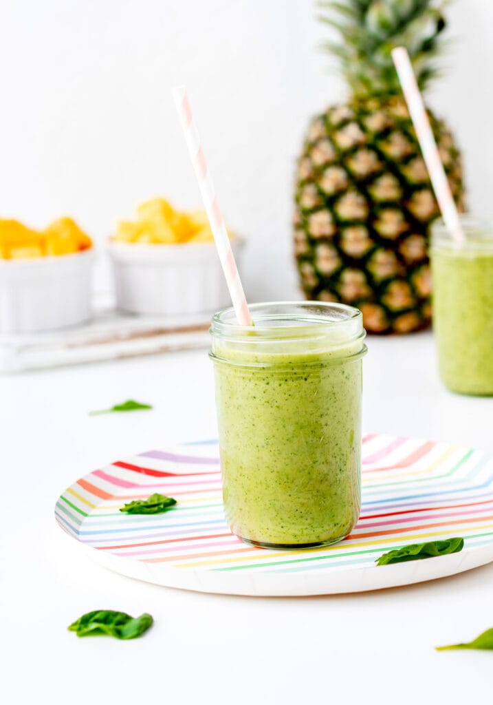 Tropical Island Green Smoothie {Copycat Recipe} - Healthy Kids Recipes